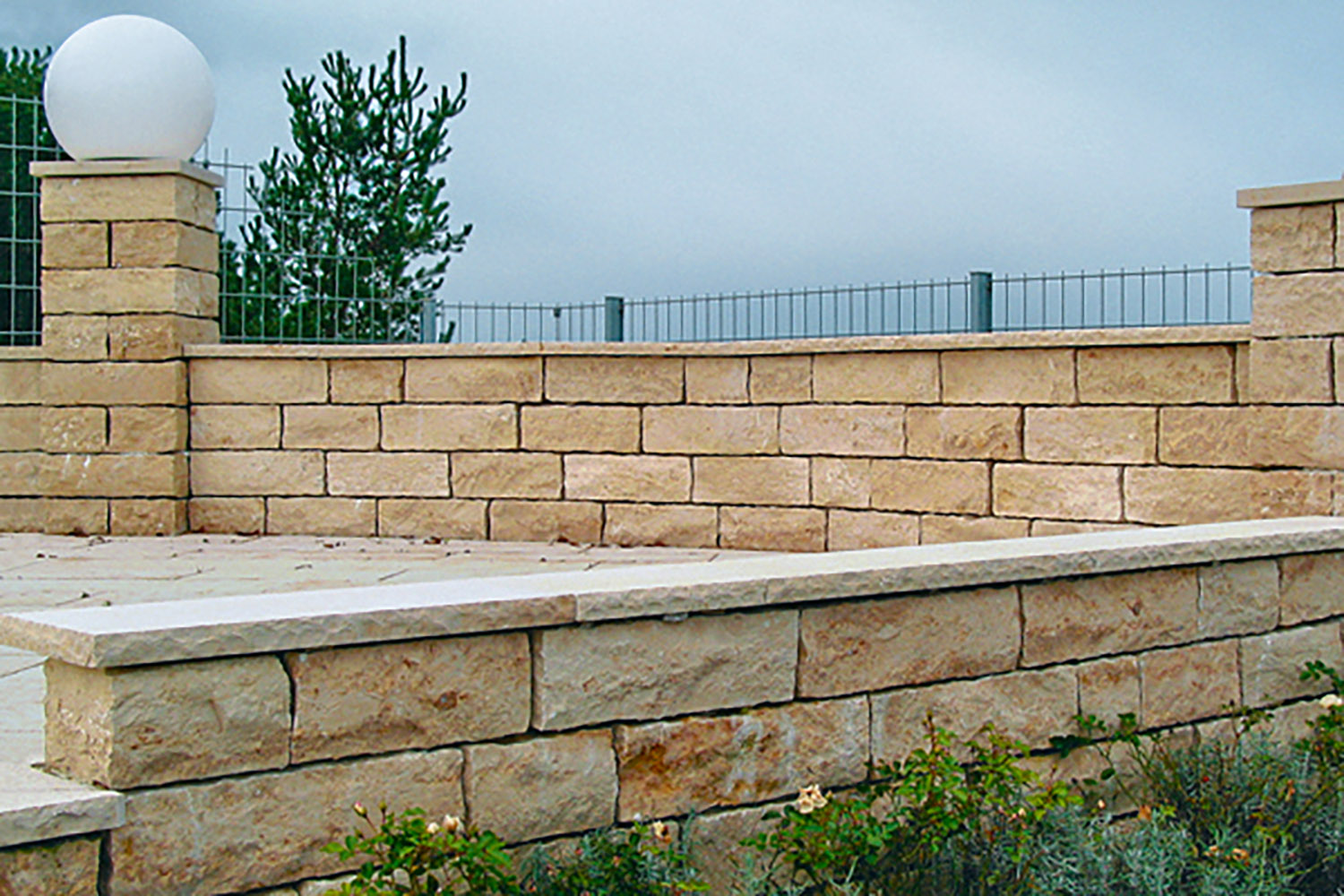 Massiv Mauerwerke | Mauersteine | Dietfurter Kalkstein, Spaltmauerwerk ...